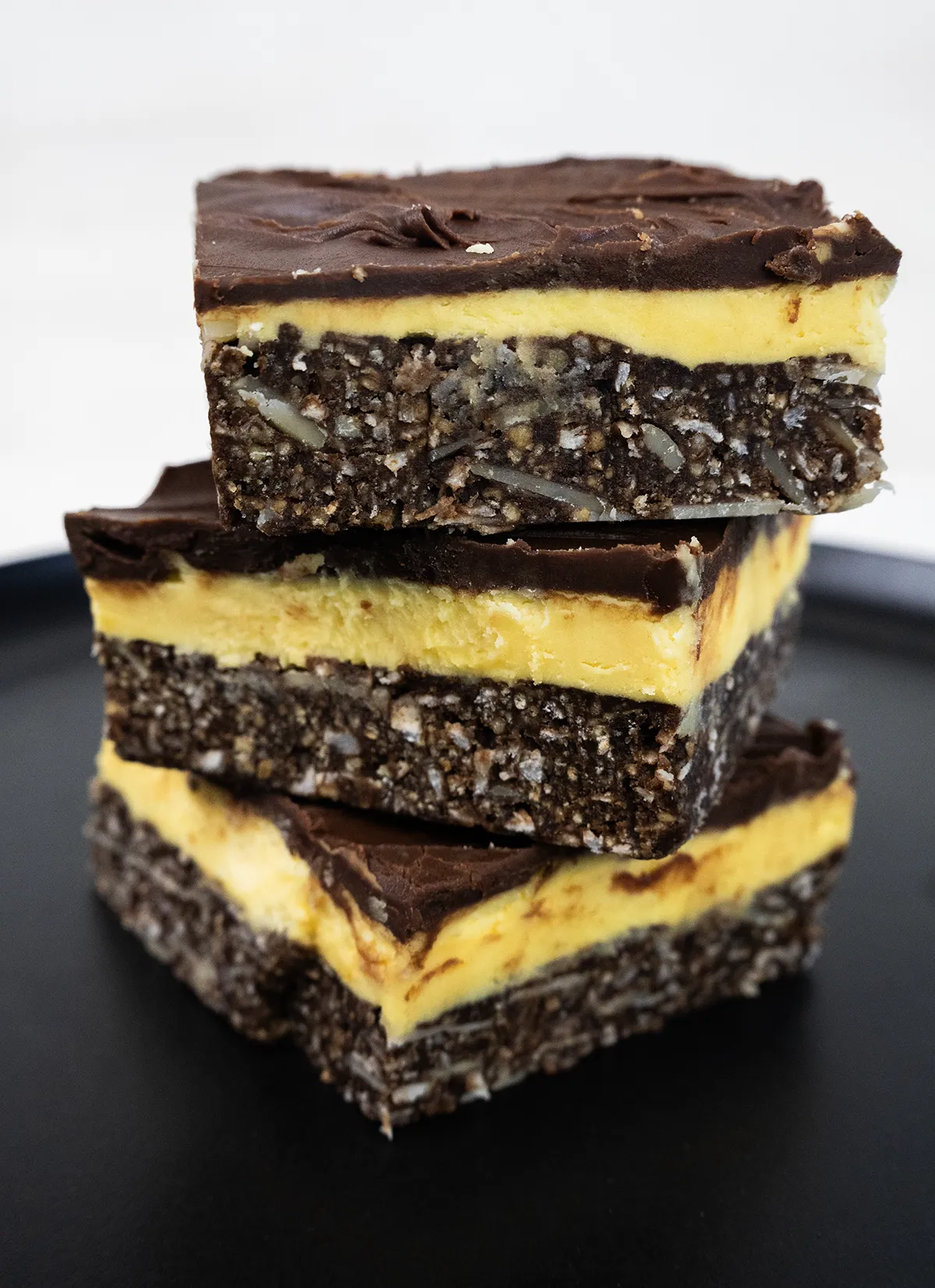 Easy Nanaimo Bars (Rich, Chocolatey & Creamy) - Lowbrow Fancy